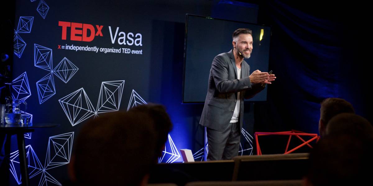 Kom upp ur källaren! Tips från Antoni Lacinai - MySpeaker Sweden