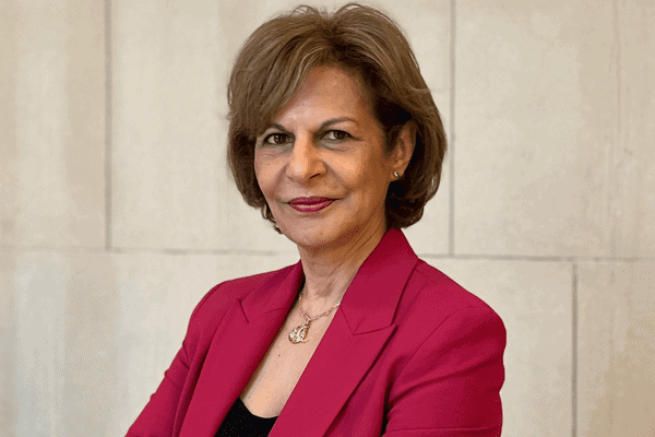 Shada Islam - Boka din föreläsare hos talarbyrån MySpeaker